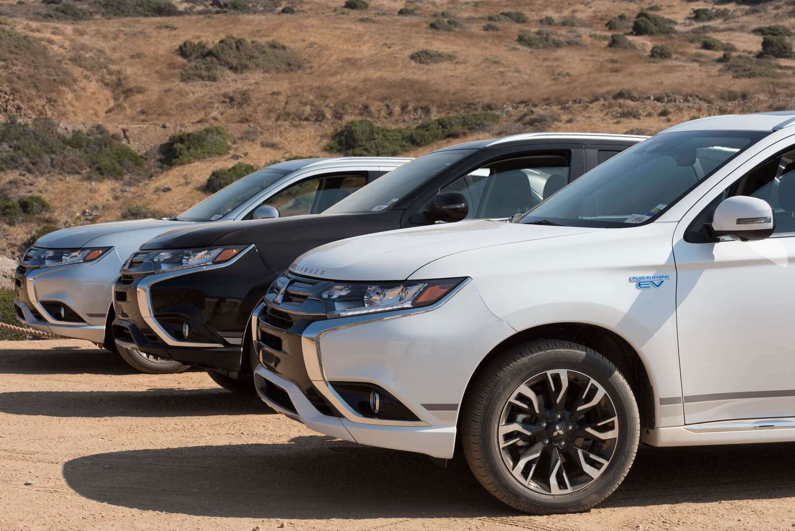 В Женеве представлен обновленный Mitsubishi Outlander PHEV 2019 модельного года — HEvCars