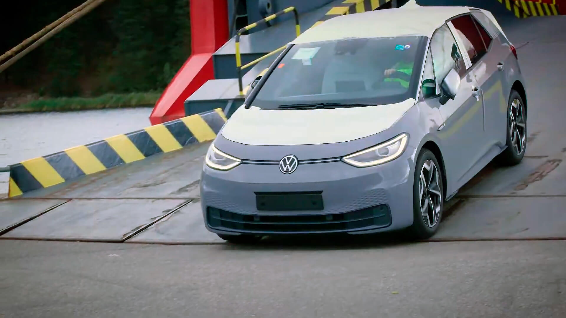 В Швеции «отгрузили» первые 300 Volkswagen ID.3 – HEvCars