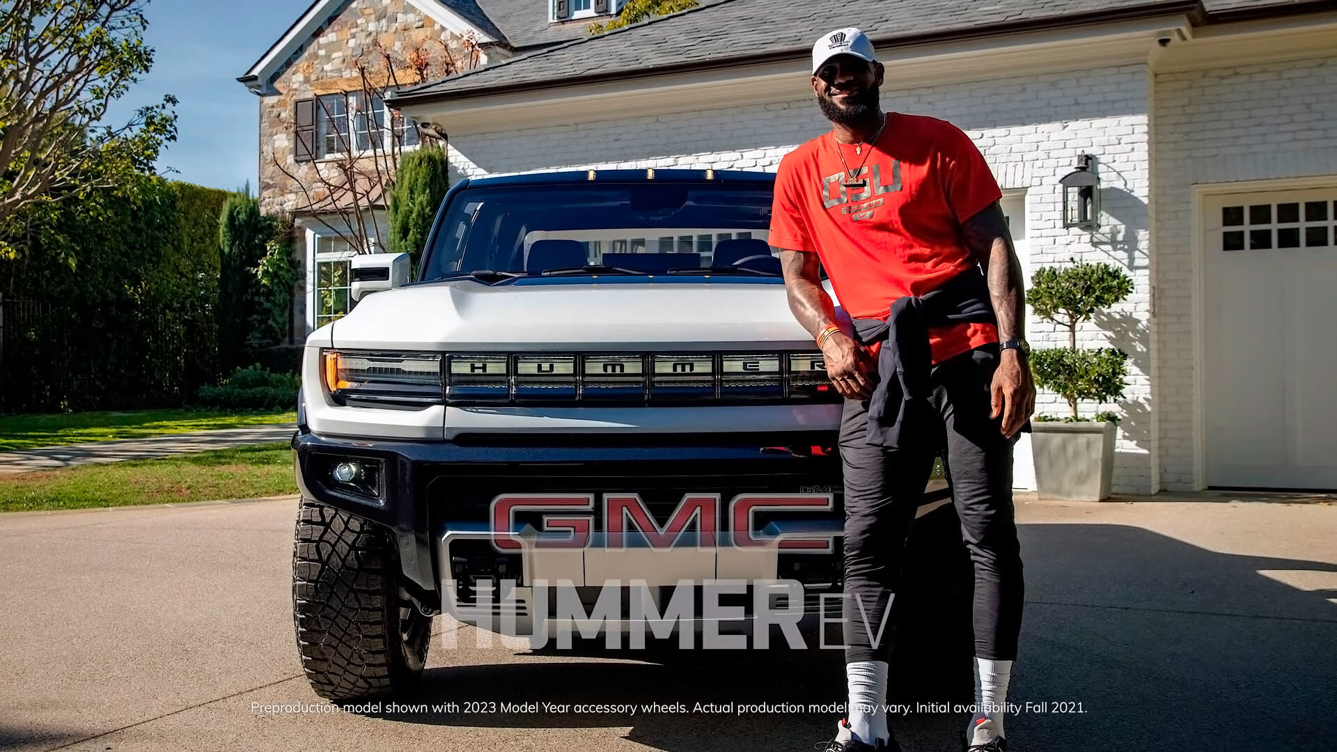 Пикап для баскетболиста: Леброн Джеймс оценил GMC Hummer EV – HEvCars